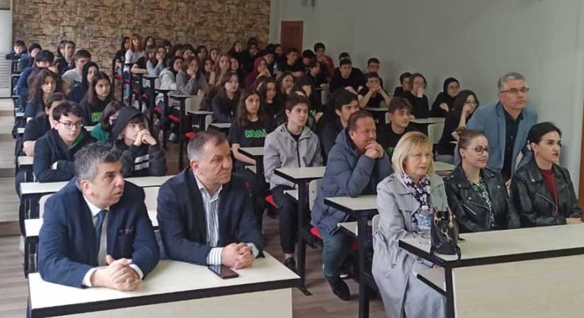 Öğrencilere Akıllı İlaç eğitimi - Giresun Işık Gazetesi